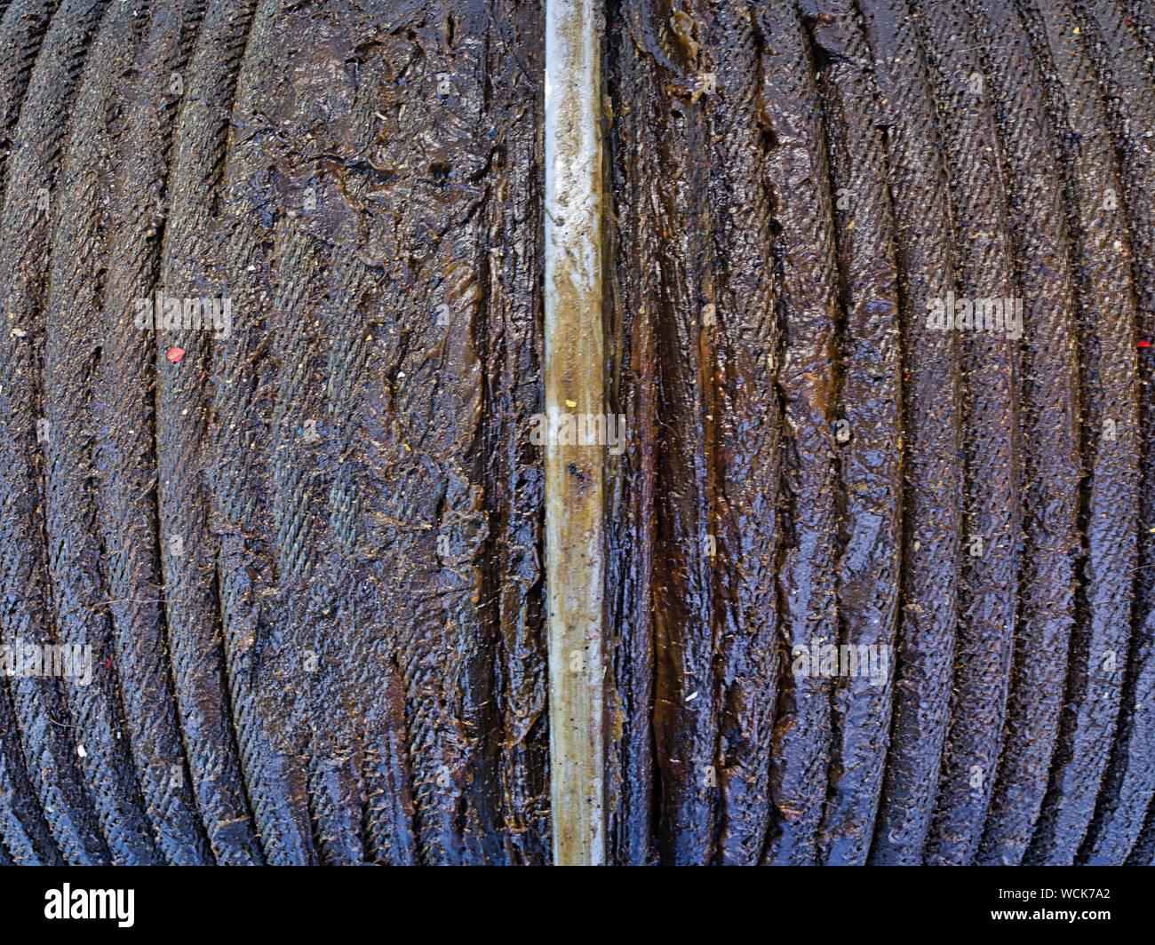 Curled wire hi-res stock photography and images - Alamy