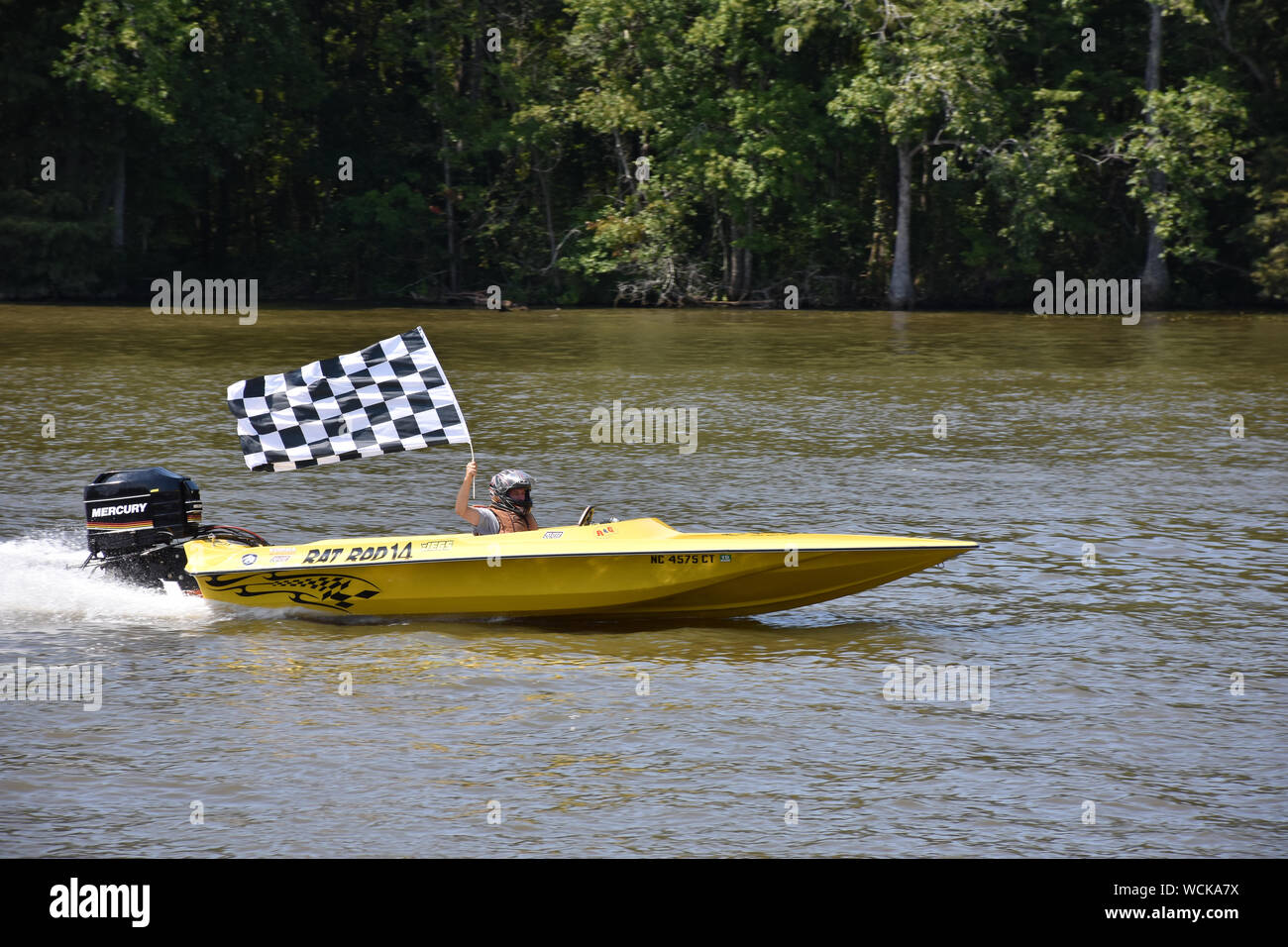 Drag Boat racing on the Roanoke River Stock Photo - Alamy