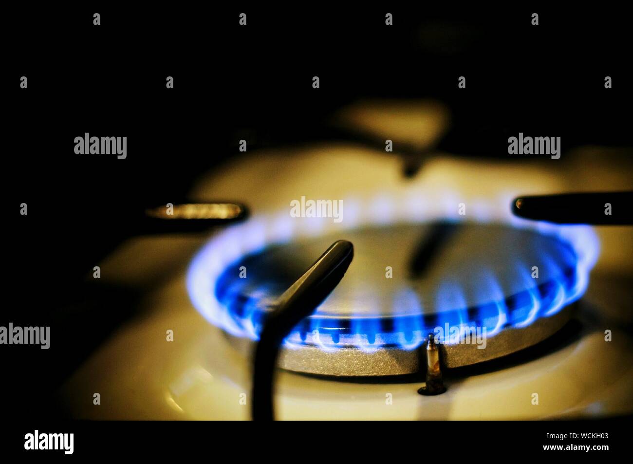 Cooker hob hi-res stock photography and images - Alamy