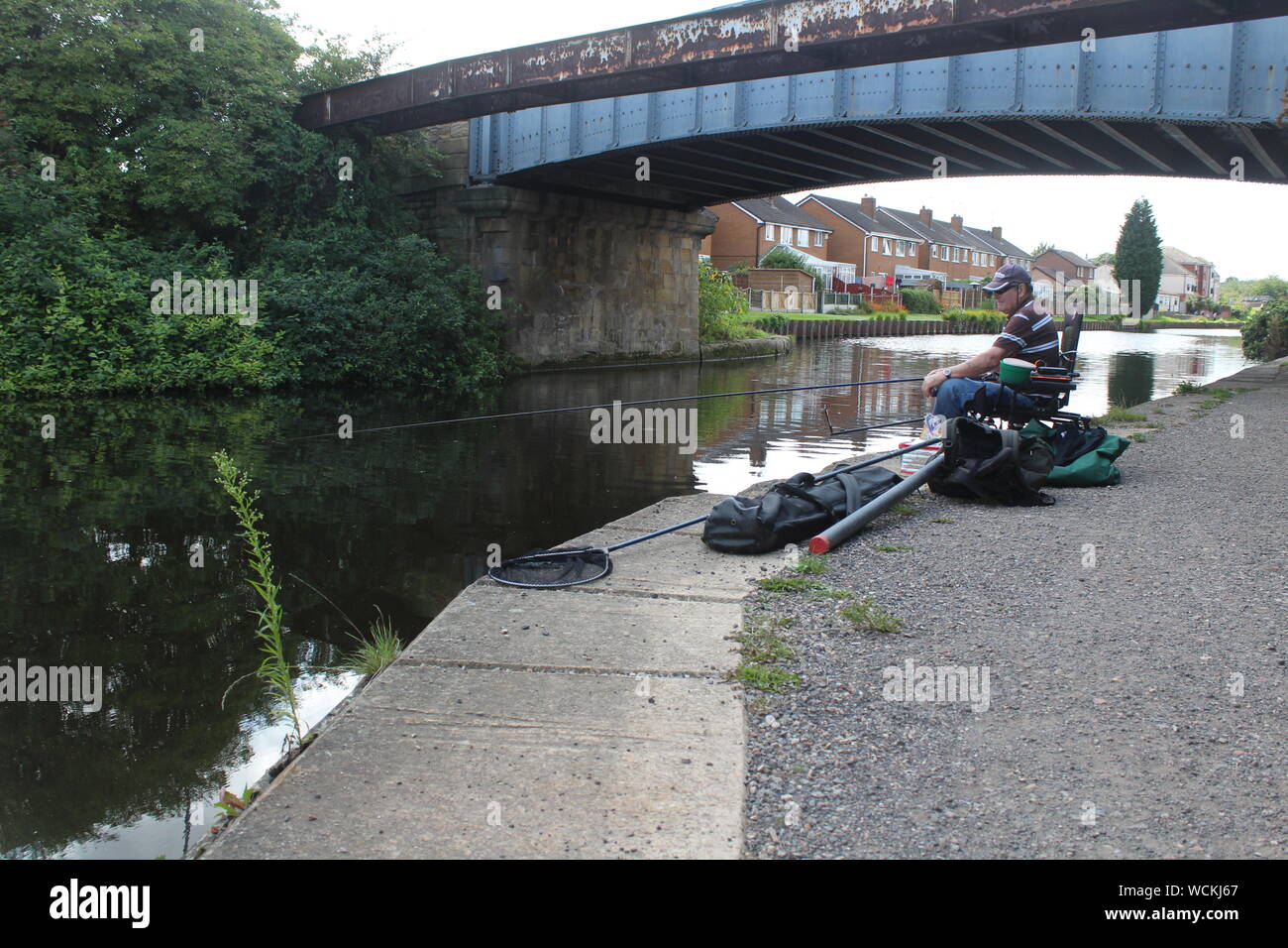 River aire towpath hi-res stock photography and images - Alamy