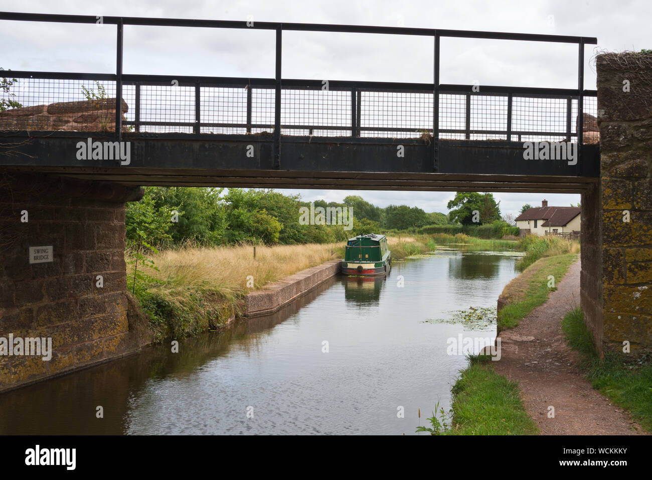 A summertime view along the Grand Western Canal (Tiverton Canal) at ...
