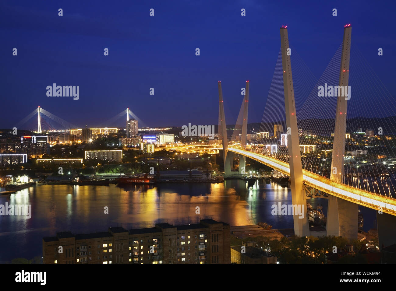 Cable stayed zolotoy bridge hi-res stock photography and images - Alamy