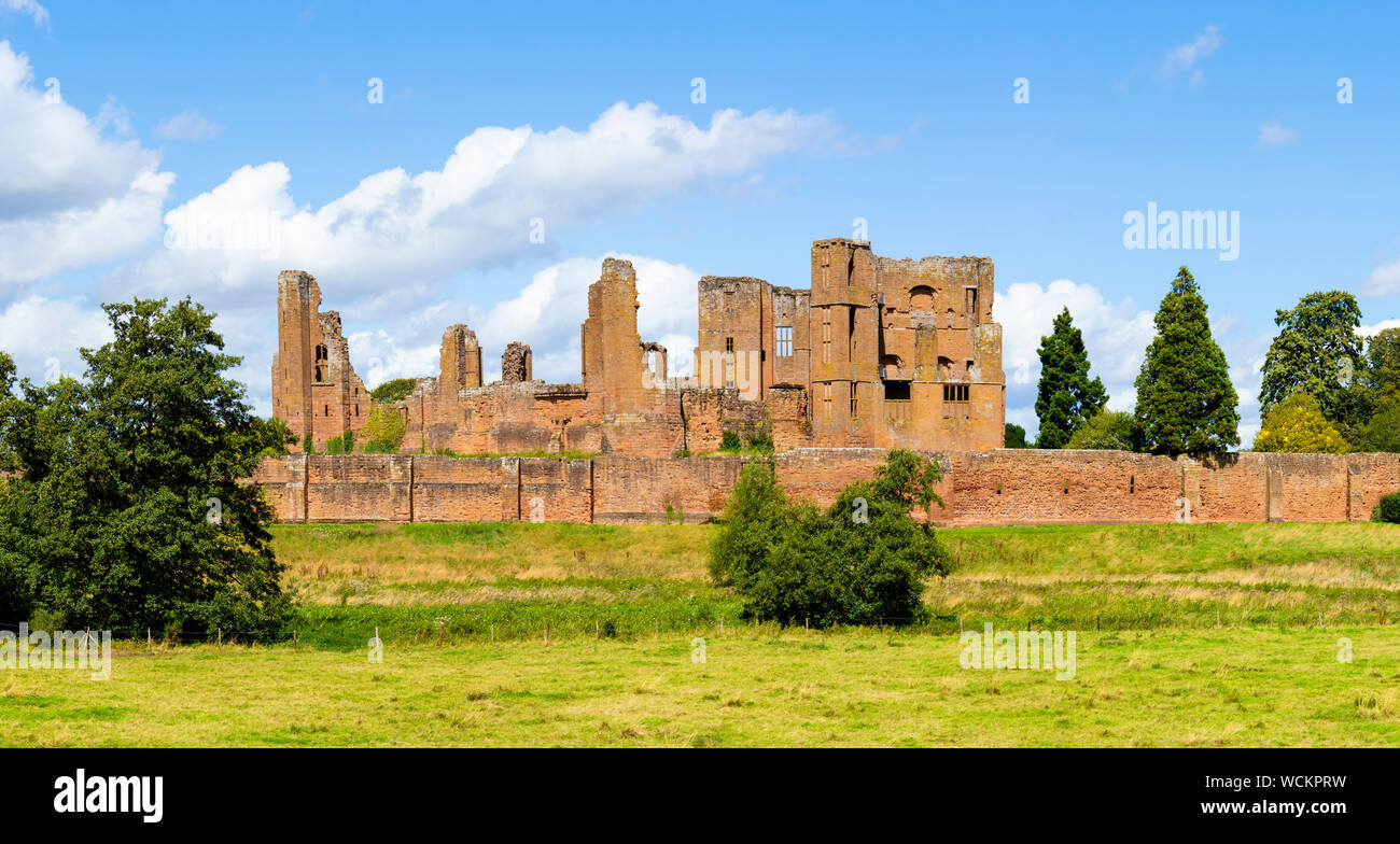 Kenilworth Castle ruins and keep which is norman architecture and over ...