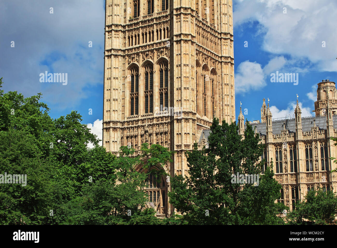 The building of British Parliament in London city, England Stock Photo ...