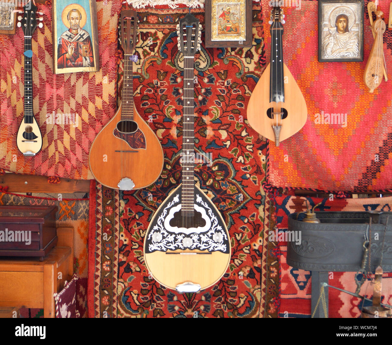 Various musical instruments hi-res stock photography and images - Alamy