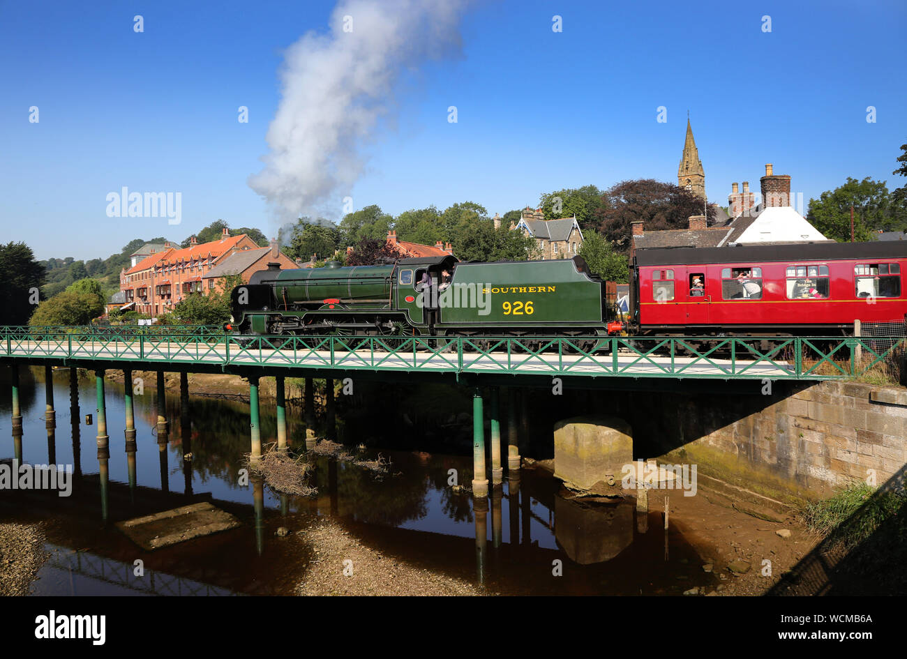 Scarborough and whitby railway hi-res stock photography and images - Alamy