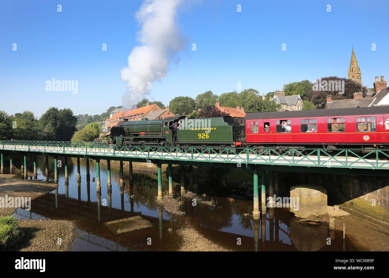 Scarborough and whitby railway hi-res stock photography and images - Alamy