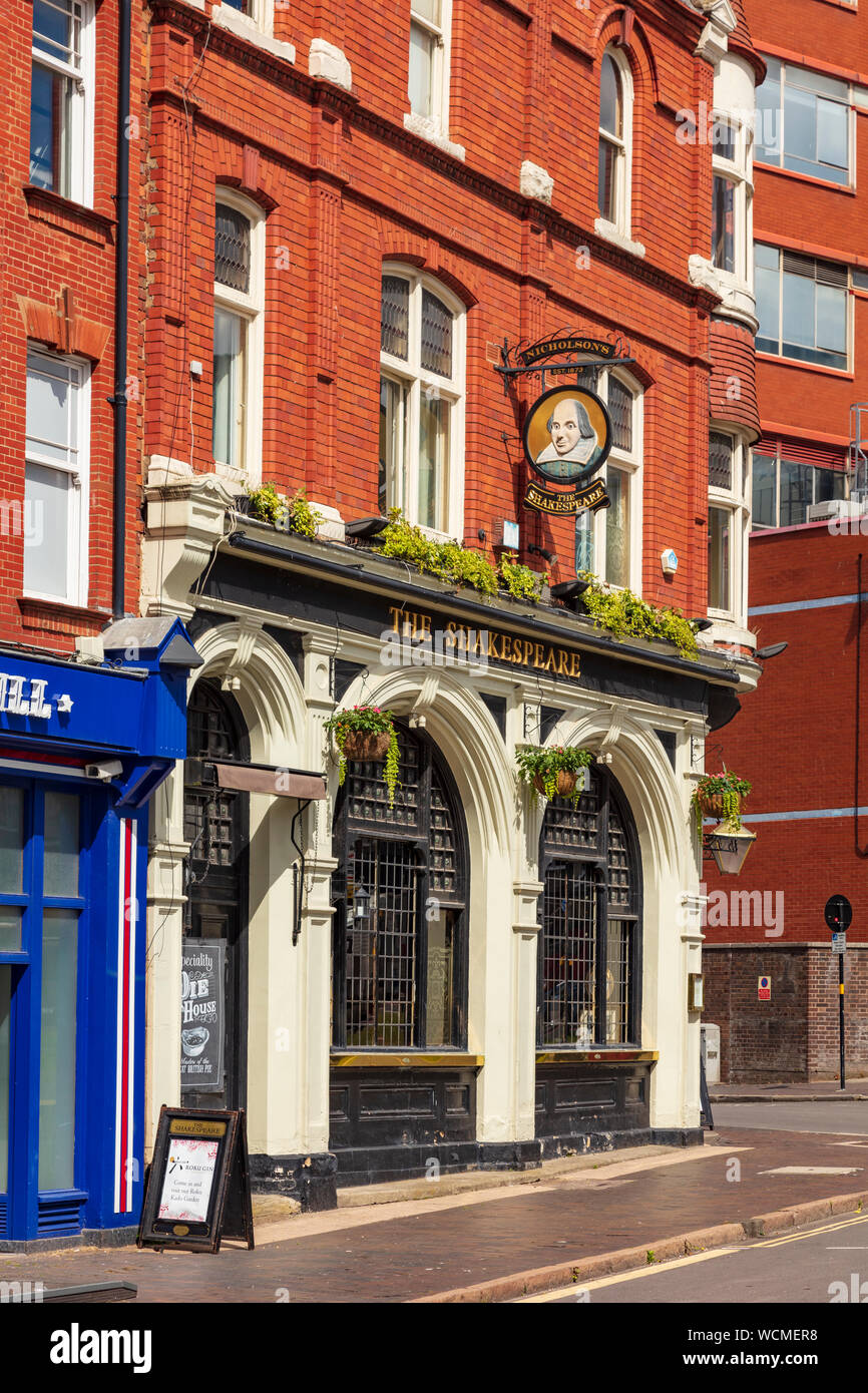 The Shakespeare Inn on Summer Row in the Heart of Birmingham, next to ...