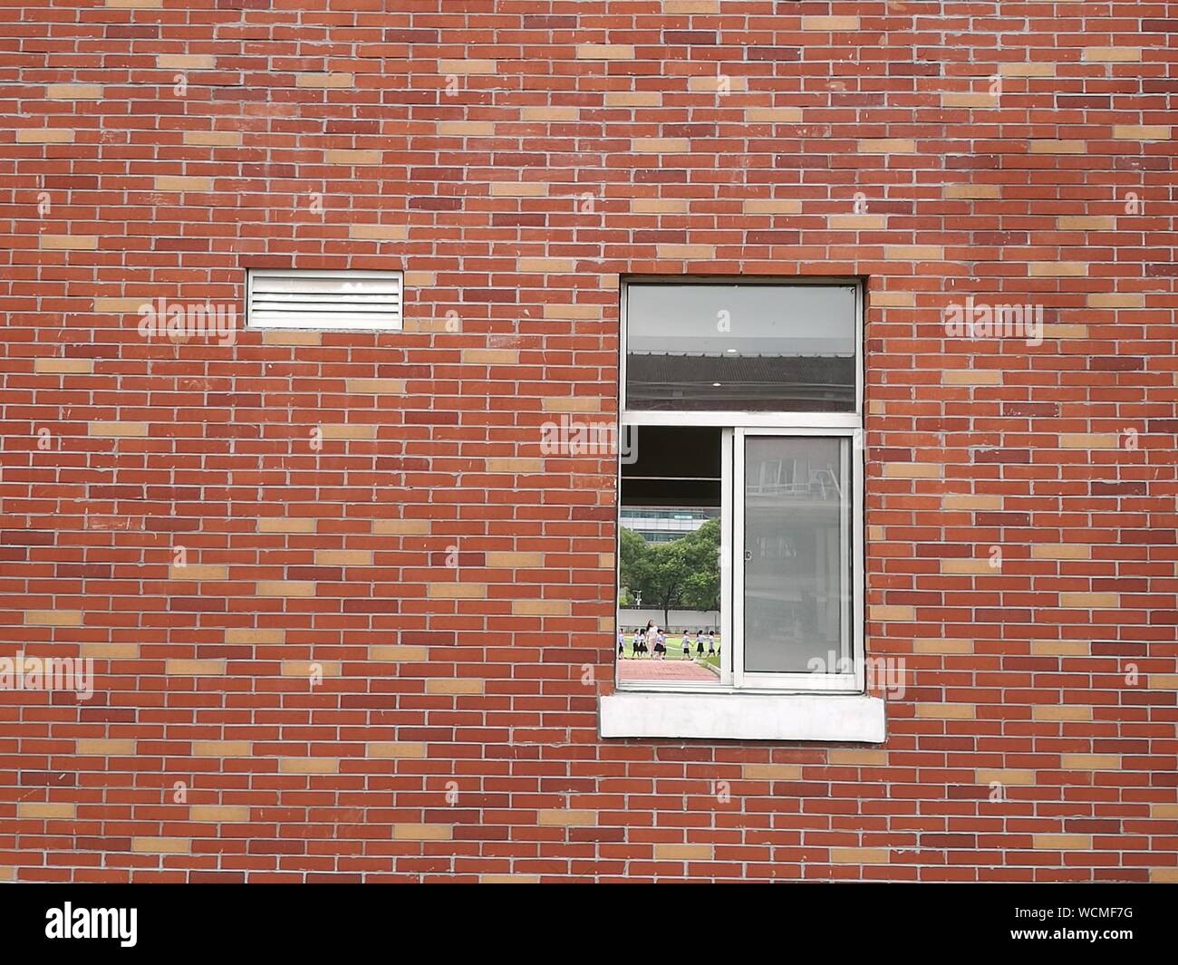 Teacher and students hi-res stock photography and images - Alamy