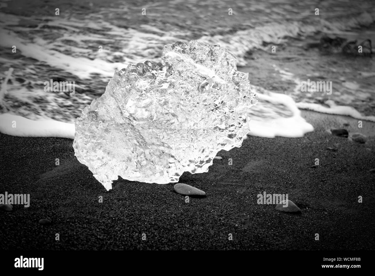 Ice on sand hi-res stock photography and images - Alamy