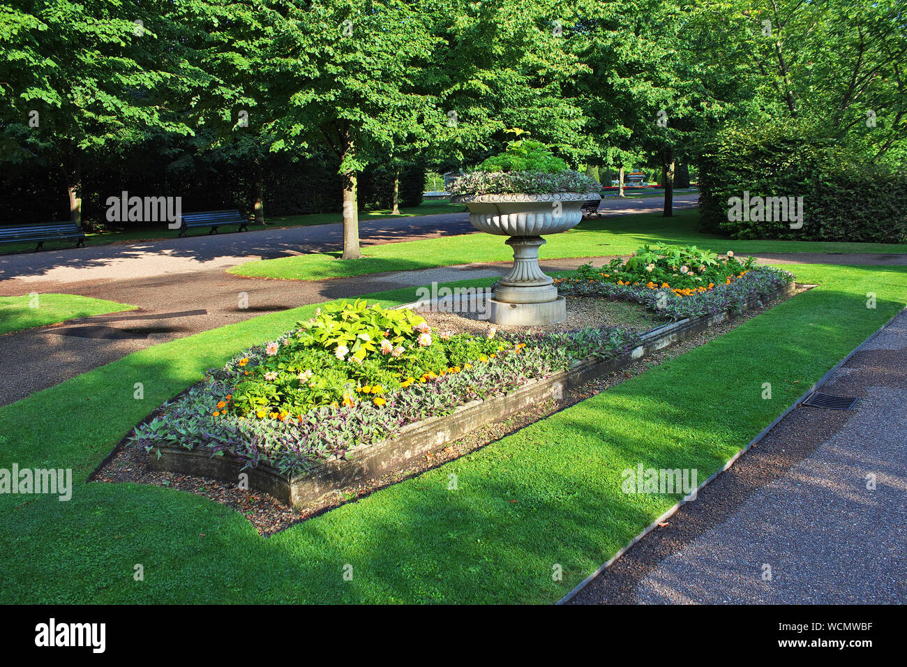 Regents park aerial view hi-res stock photography and images - Alamy