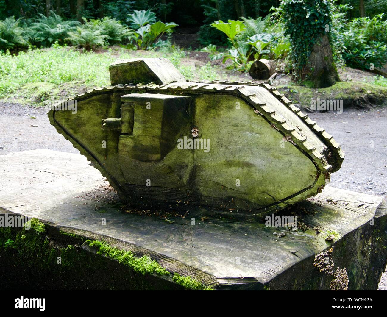 Pictures of the First World War remembrance sculpture trail, Rozelle ...