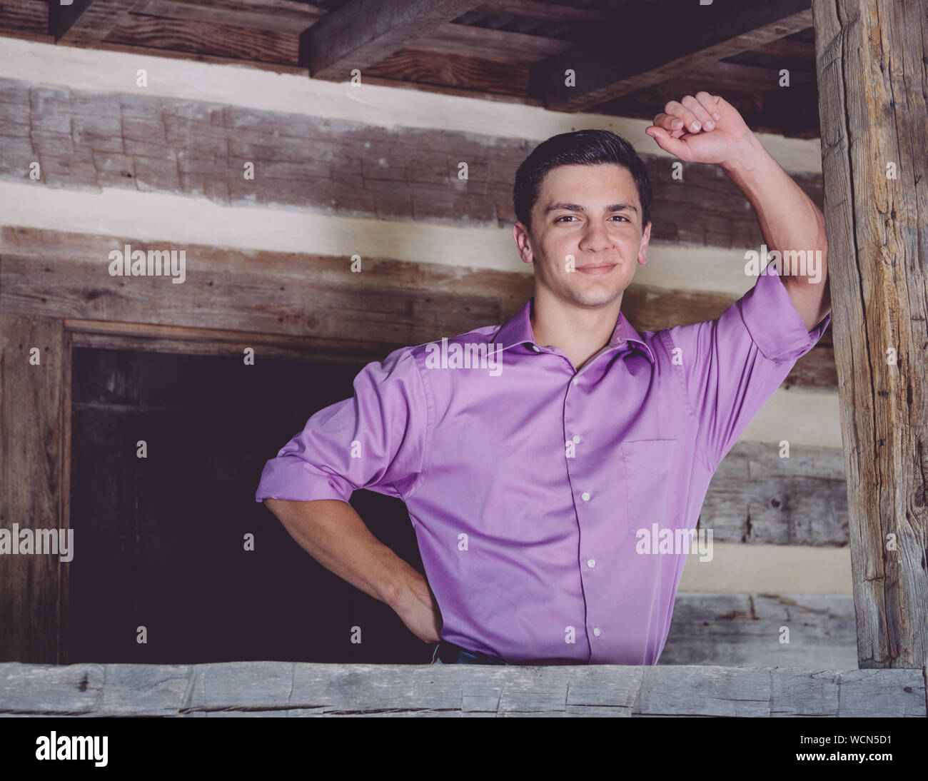 Hand built log cabin hi-res stock photography and images - Alamy