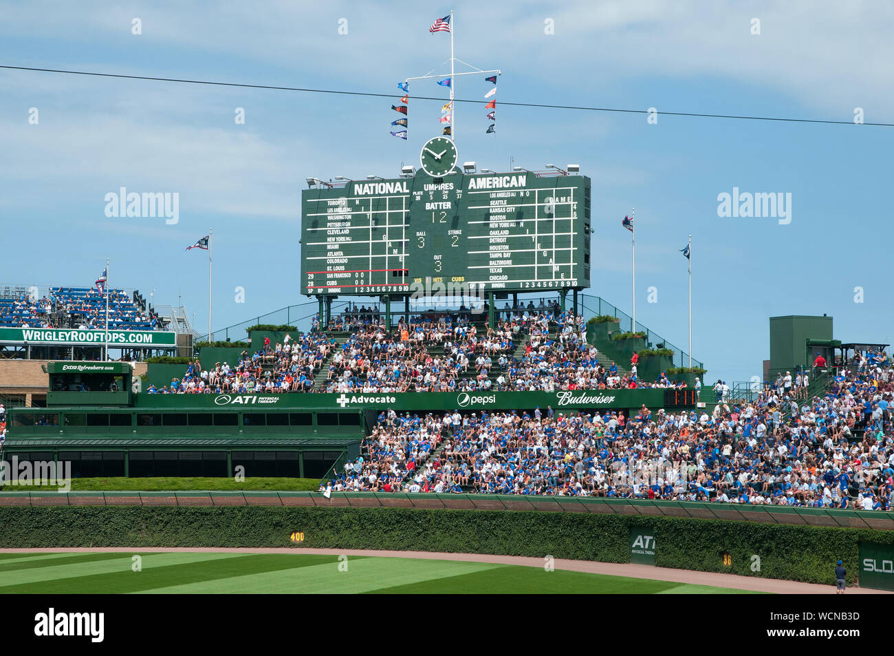 Chicago Major league baseball team the Chicago Cubs and Wrigley Field ...