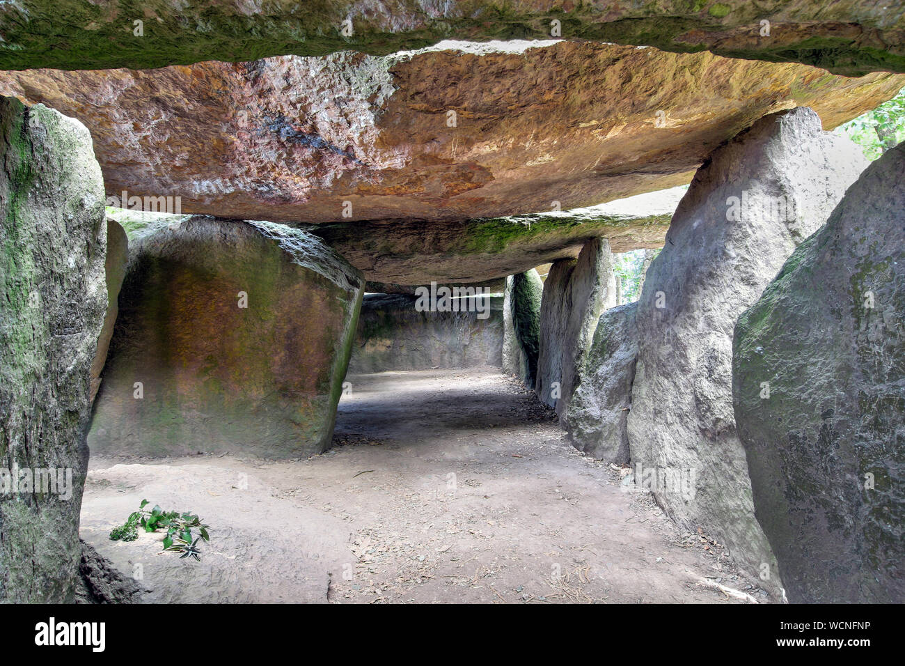 Fairy dolmen hi-res stock photography and images - Alamy