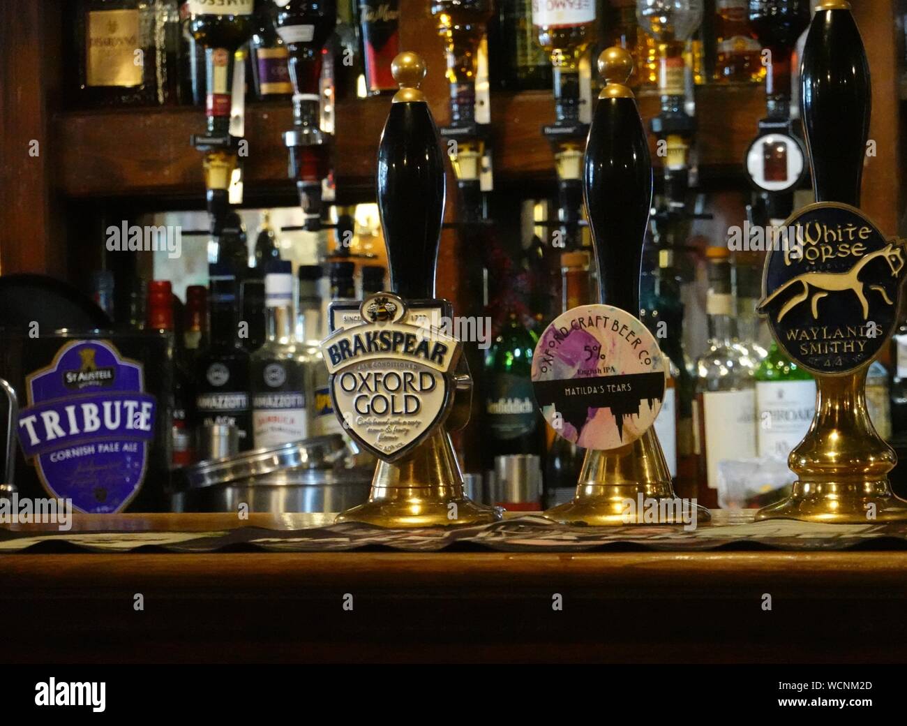 Draught beers in an Oxford pub Stock Photo - Alamy