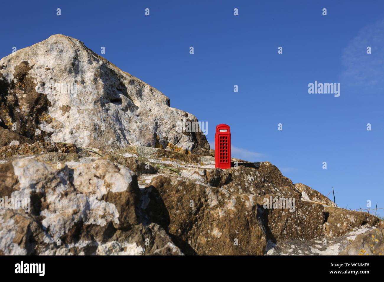 Red and blue rock hi-res stock photography and images - Alamy