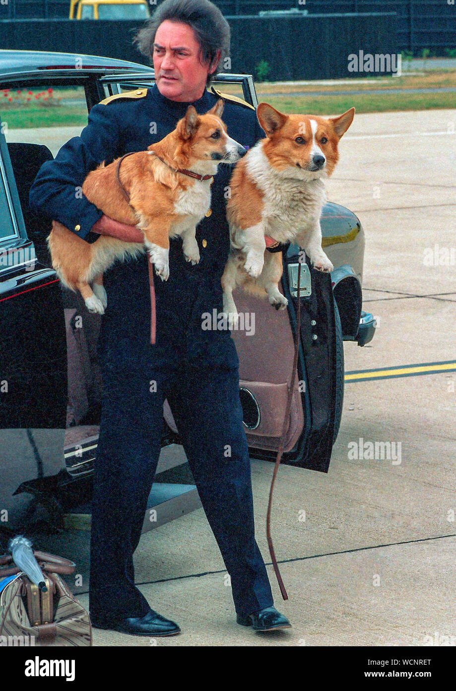 HM Queen Elizabeth The Queen Mother leaving Heathrow Airport with her ...