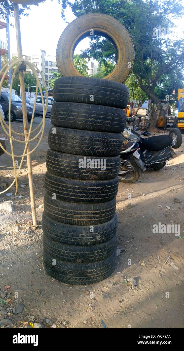 Dirt on the tires hi-res stock photography and images - Alamy