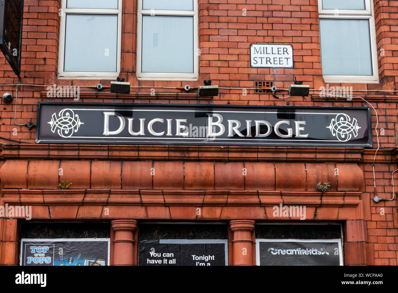 Ducie bridge pub hi-res stock photography and images - Alamy
