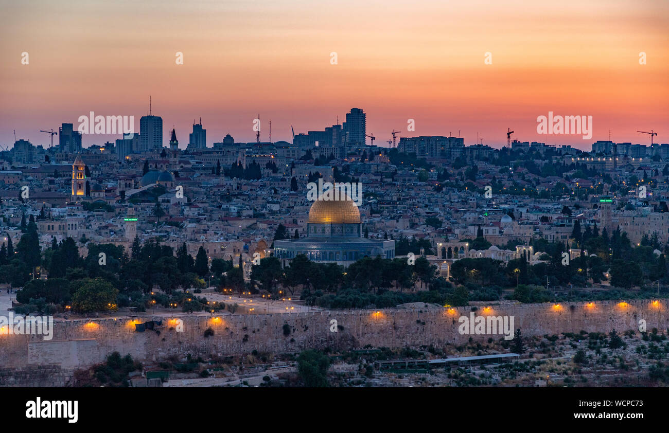 A picture of Temple Mount at sunset (Jerusalem Stock Photo - Alamy