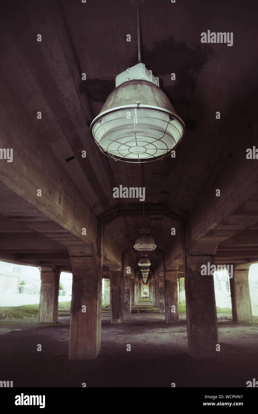 Row Of Ceiling Lights High Resolution Stock Photography and Images - Alamy