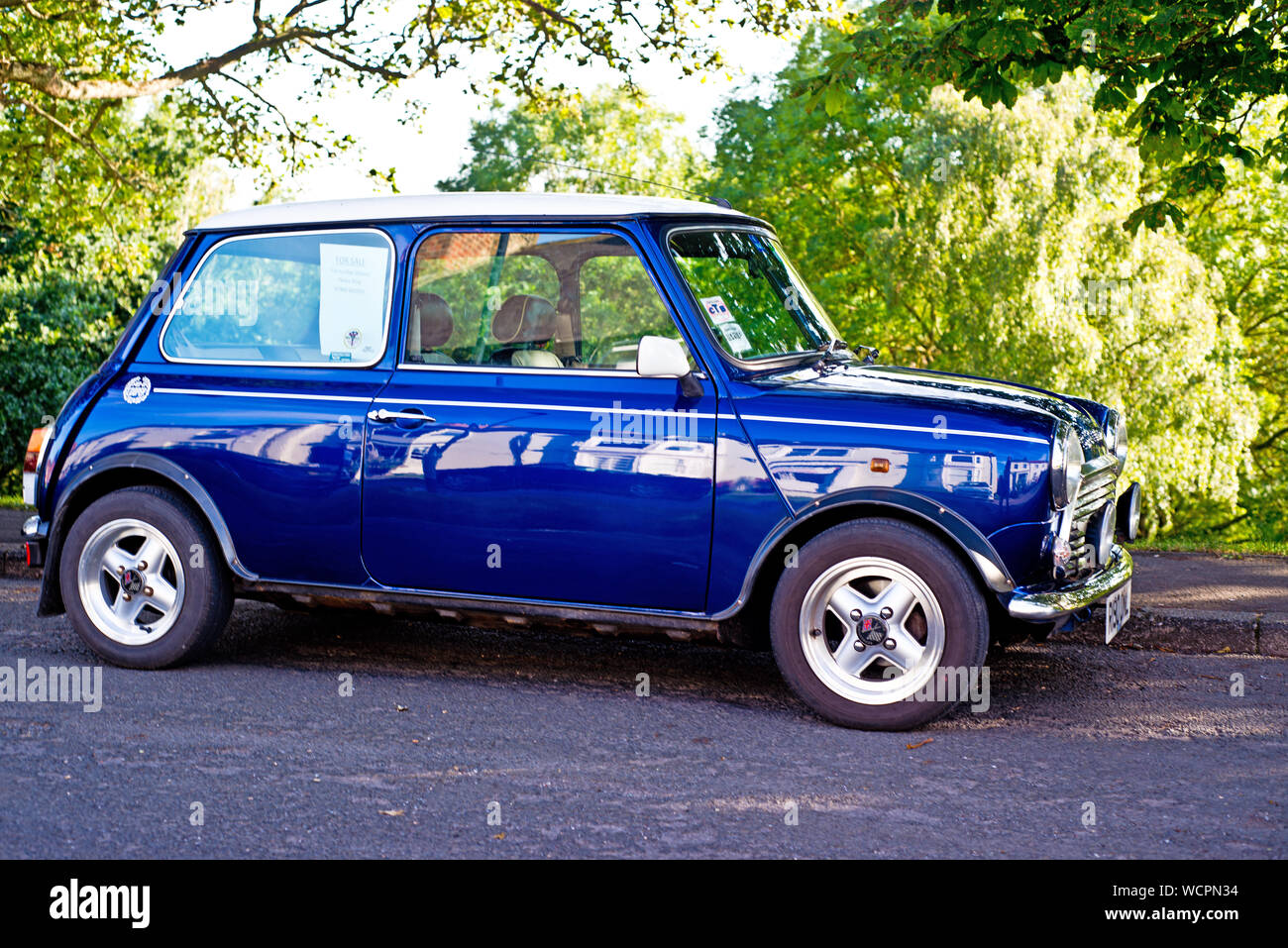 1997 mini cooper hi-res stock photography and images - Alamy