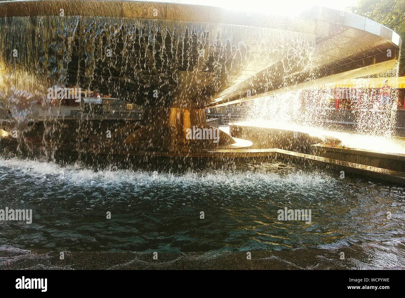 Splashing water fountain hi-res stock photography and images - Alamy