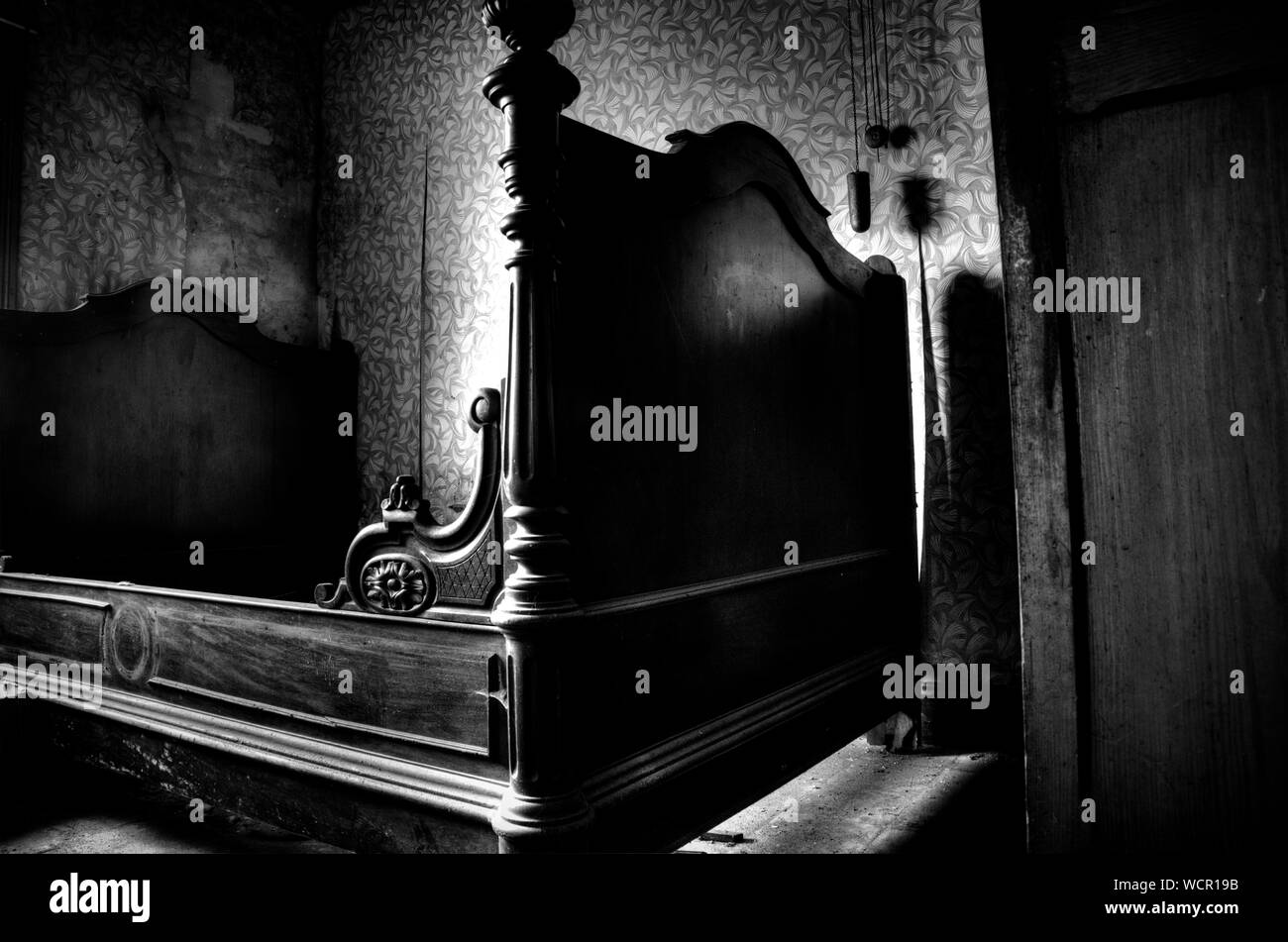 Old bed hi-res stock photography and images - Alamy