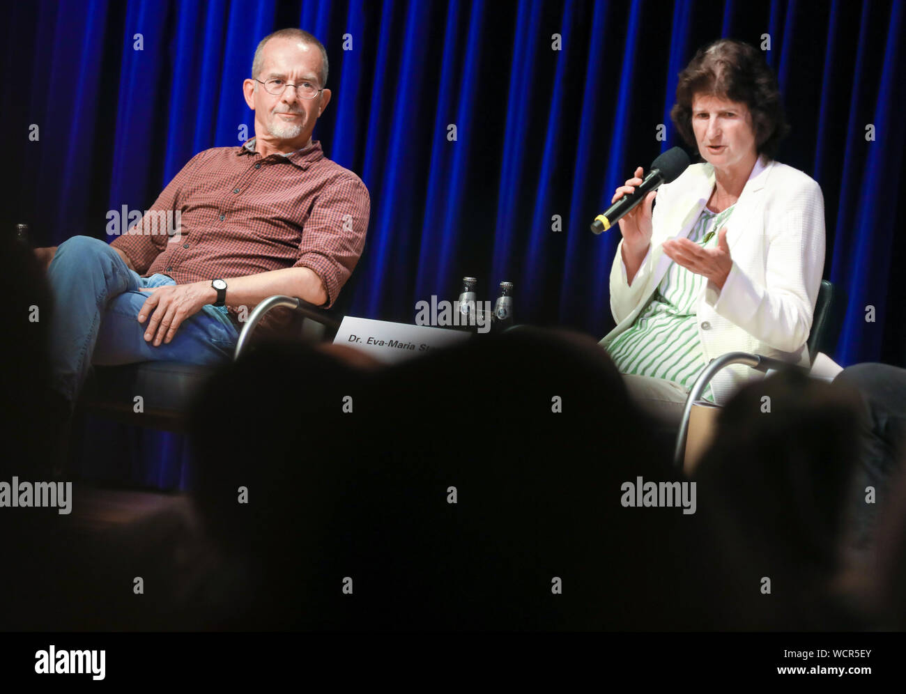 28 August 2019, Saxony, Leipzig: Axel Krause, painter, and Eva-Maria ...