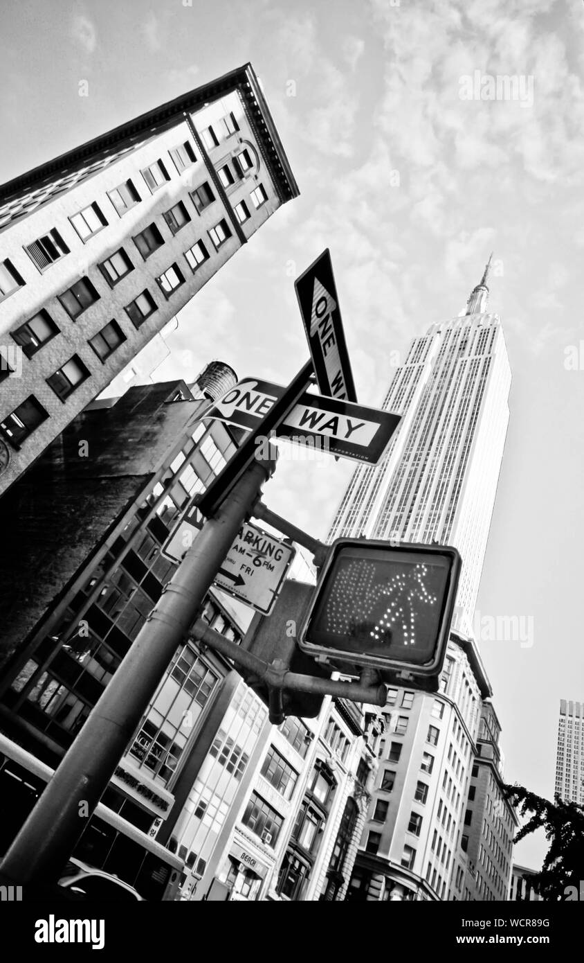 Empire State Sign High Resolution Stock Photography and Images - Alamy