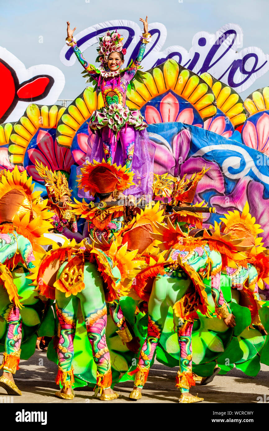 Young People Dancing In The Kasadyahan Contest, Dinagyang Festival ...