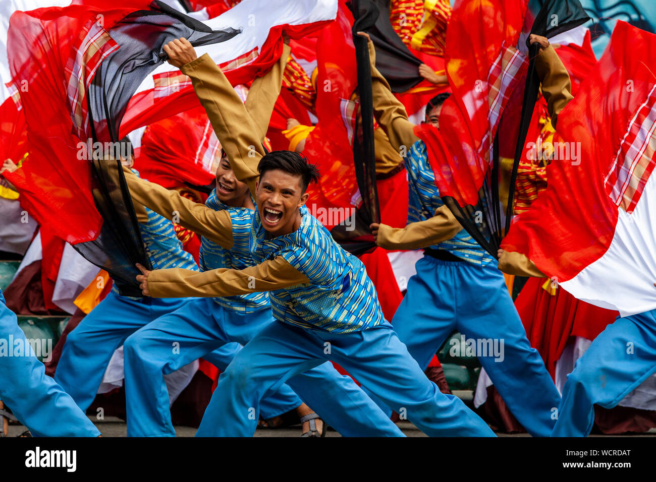 Group of filipino men hi-res stock photography and images - Alamy