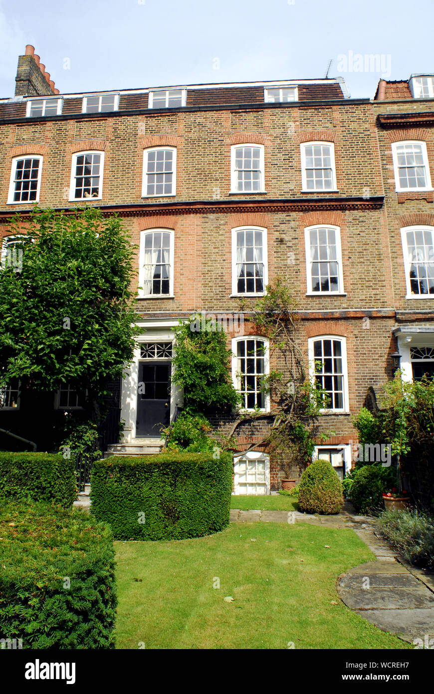 Private residential quarters hi-res stock photography and images - Alamy