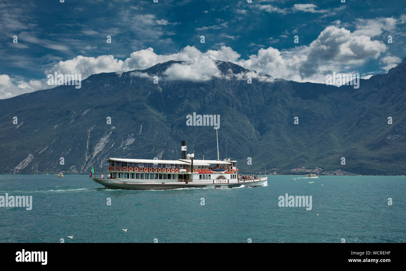 Italian Paddle Steamer High Resolution Stock Photography and Images - Alamy