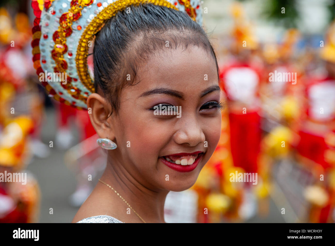 Girls in philippines hi-res stock photography and images - Alamy