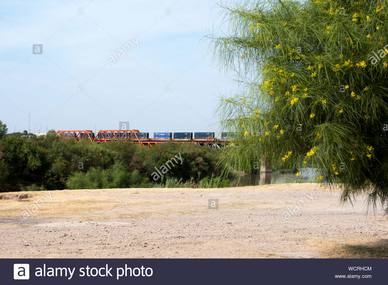 Us Mexican International Border High Resolution Stock Photography and ...