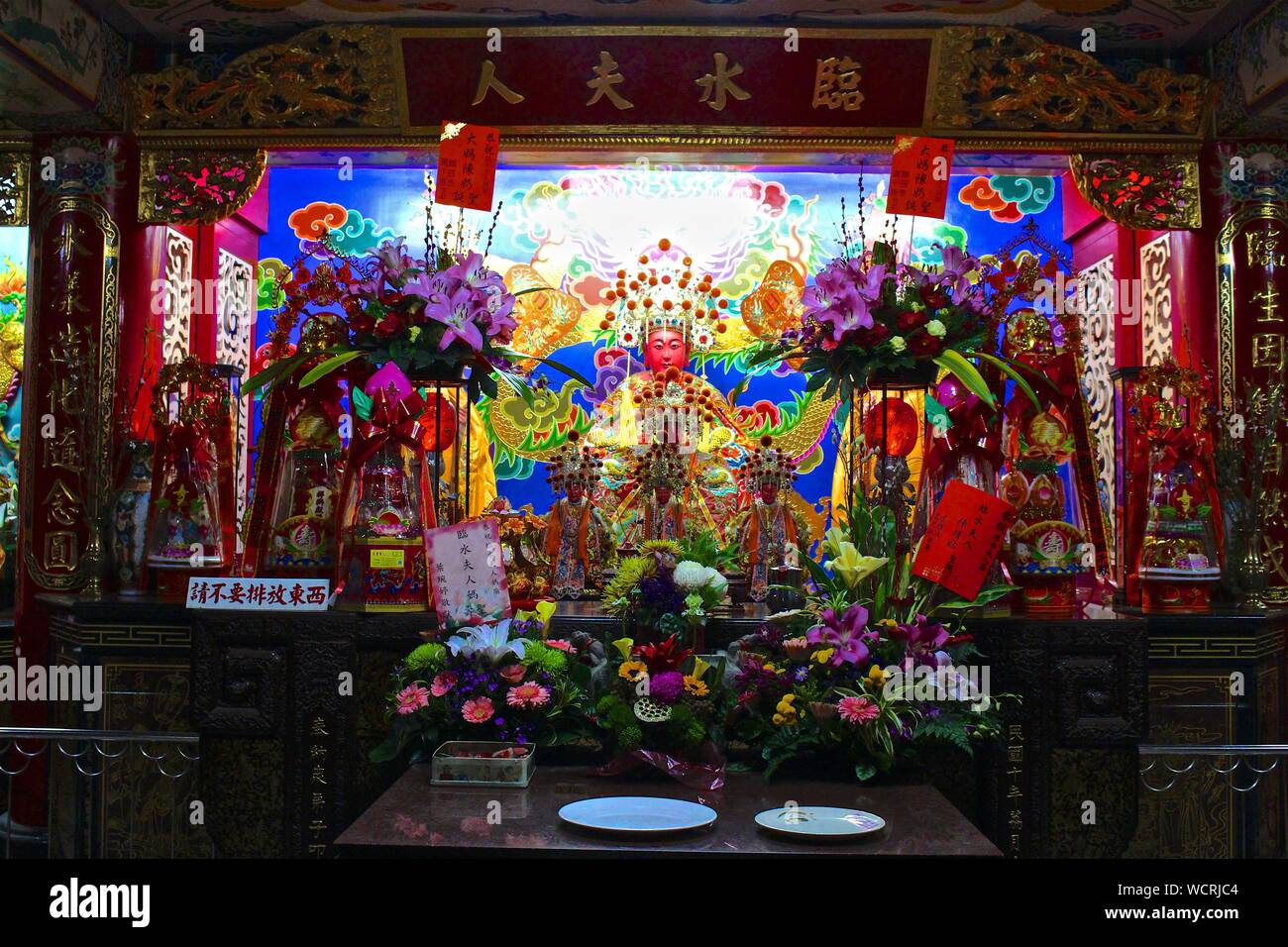 Temple Flower Decoration High Resolution Stock Photography and Images ...