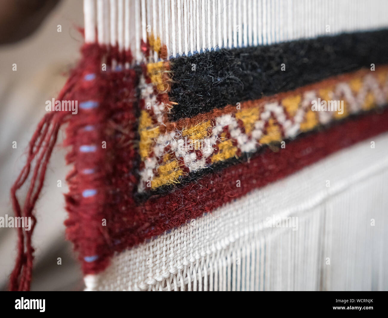 Rug weaving india hi-res stock photography and images - Alamy