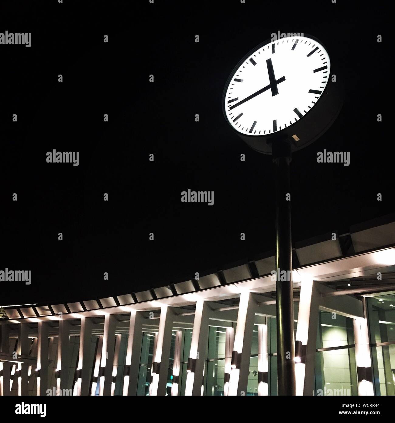 Pole clock hi-res stock photography and images - Alamy