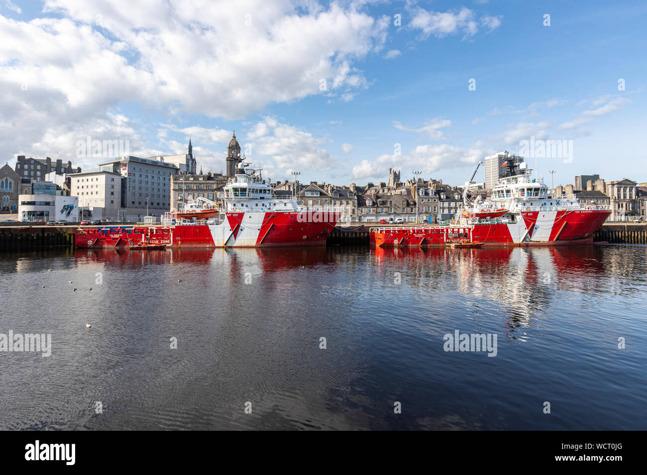 VOS DISCOVERY and VOS INNOVATOR, Offshore Supply Ship, Harbour of ...