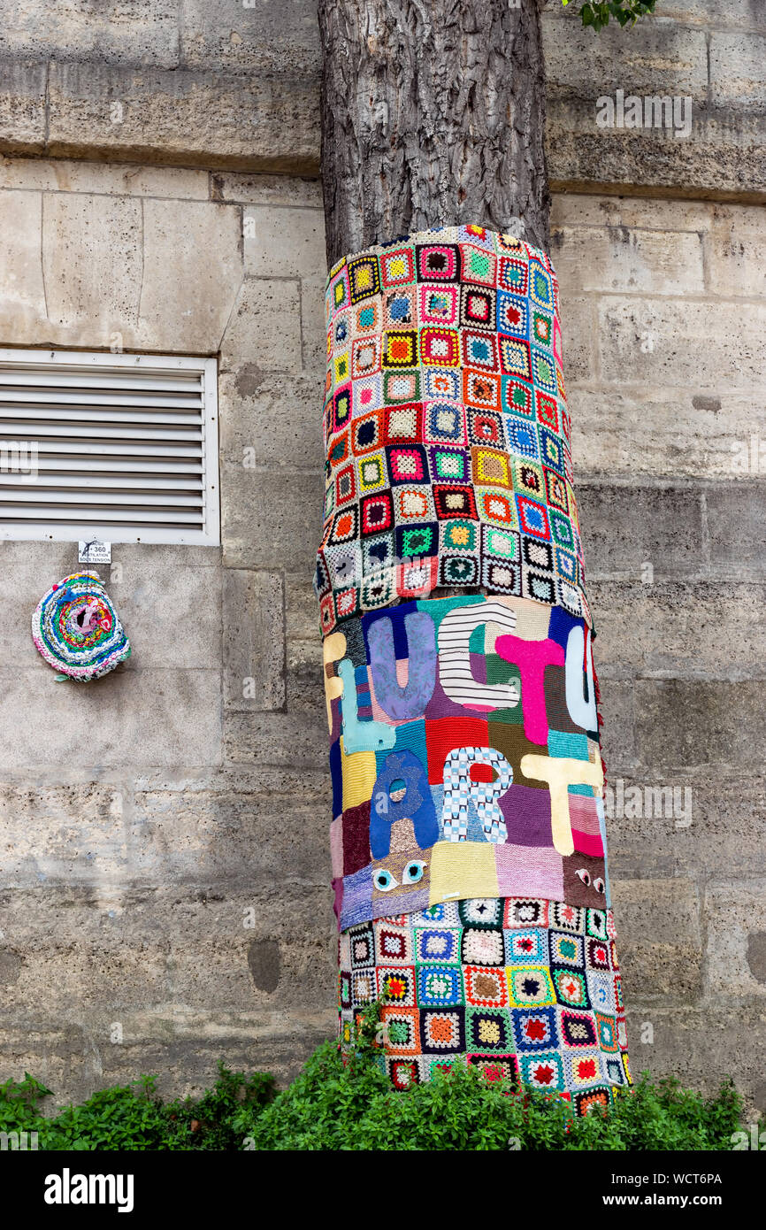 Fluct art hi-res stock photography and images - Alamy