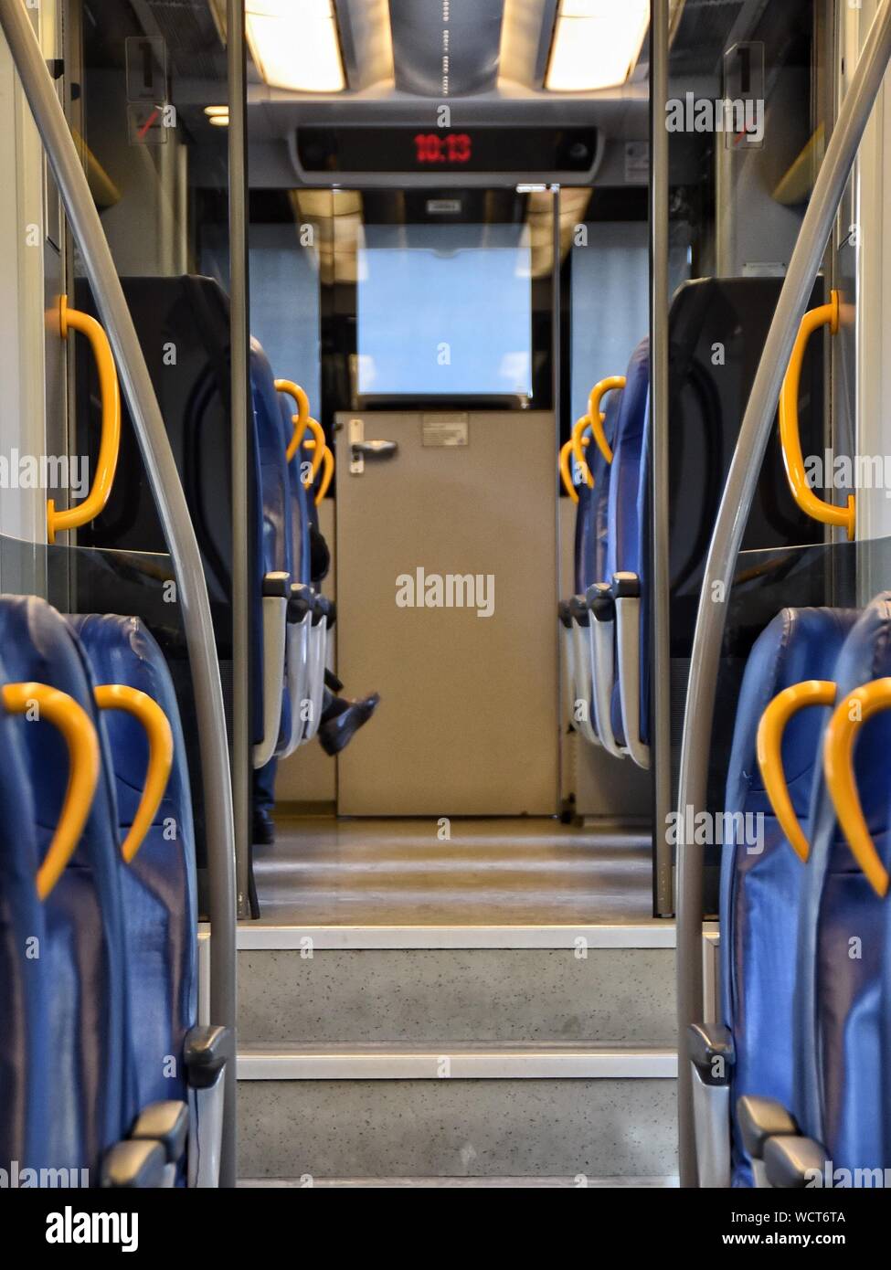 Train seats row hi-res stock photography and images - Alamy