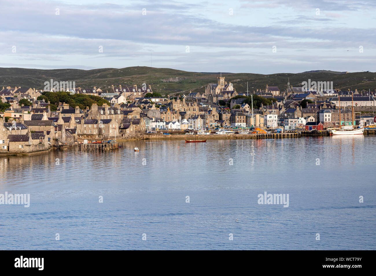 Northlink ferries shetland hi-res stock photography and images - Alamy