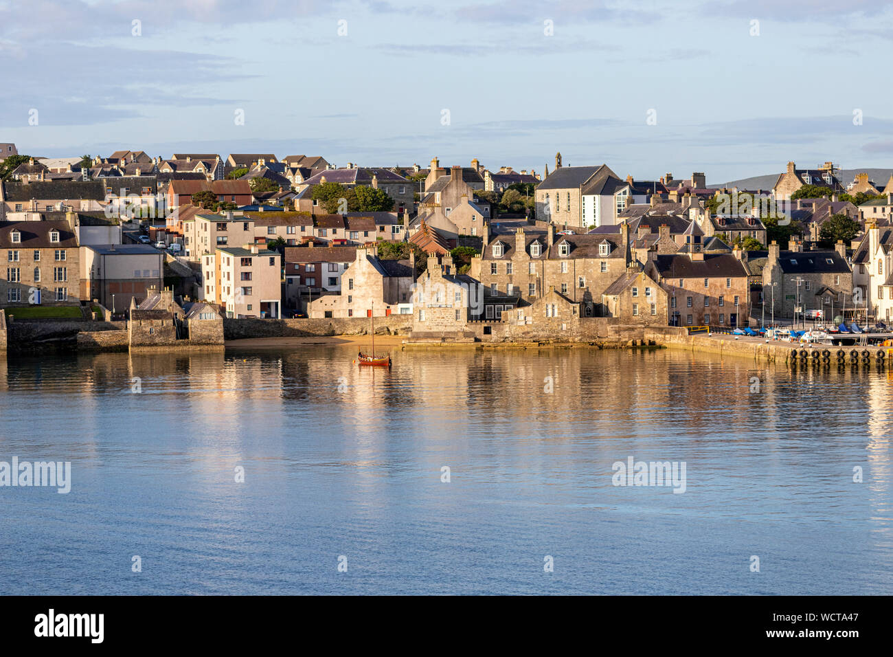 Northlink ferries lerwick hi-res stock photography and images - Alamy
