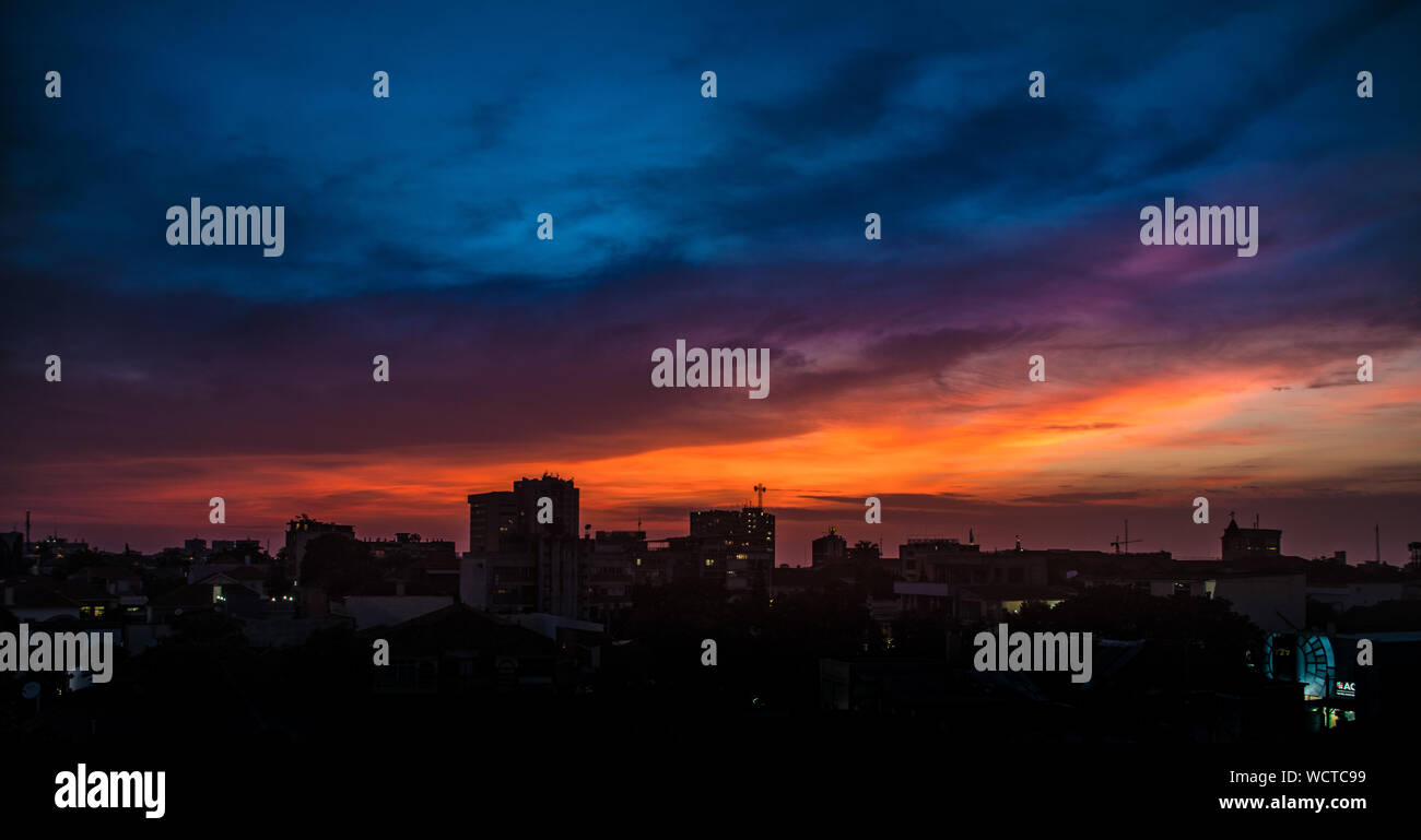 Luanda skyline hi-res stock photography and images - Alamy
