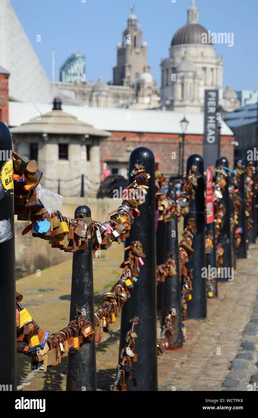 Love Locks Albert Dock Liverpool High Resolution Stock Photography and ...