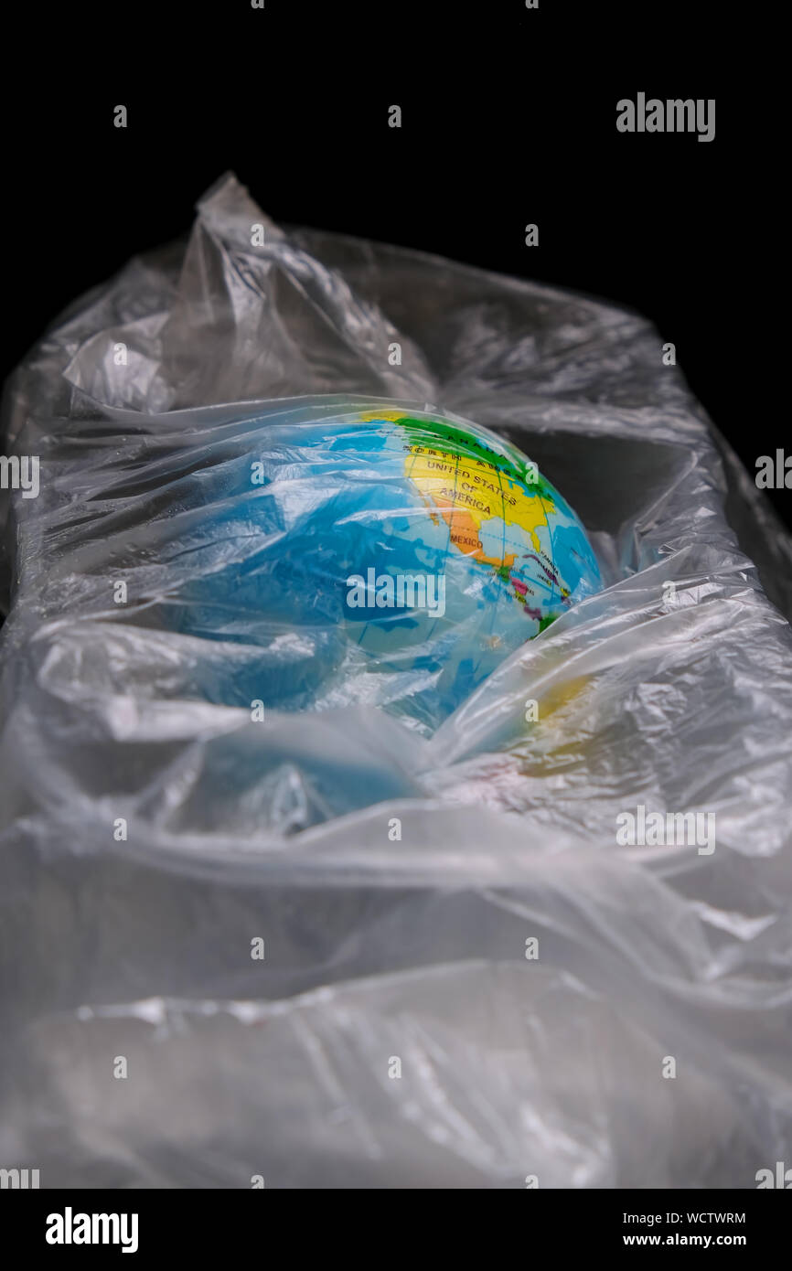 World environment day plastic hi-res stock photography and images - Alamy