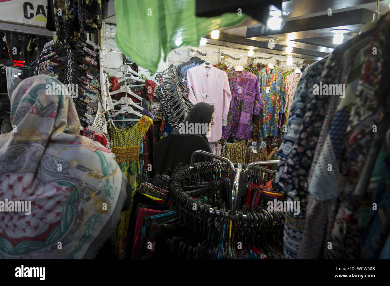 Tehran tajrish market hi-res stock photography and images - Alamy