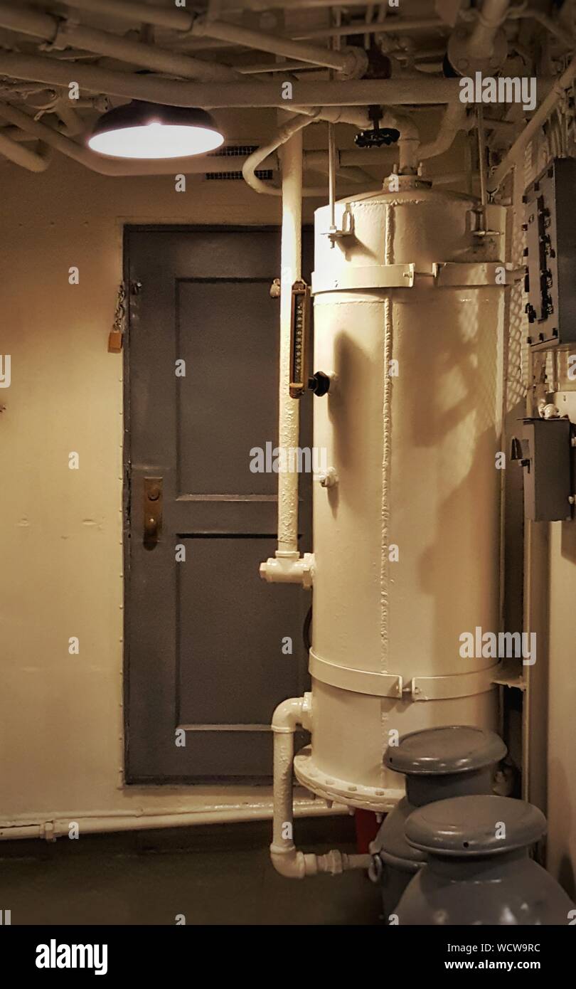 Military Tank Interior High Resolution Stock Photography and Images - Alamy